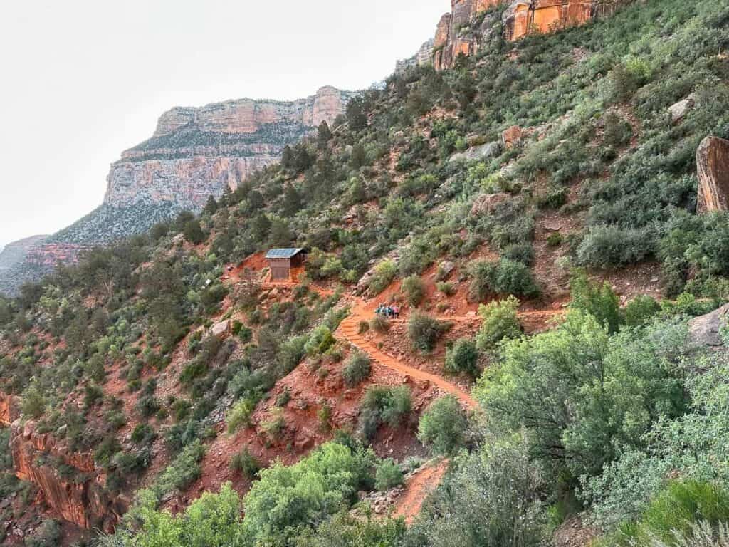 Hiking The FULL Bright Angel Trail To Phantom Ranch - Karabou Adventures