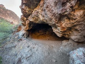 Shaka Cave: Superstition Mountains Hidden Cave - Karabou Adventures